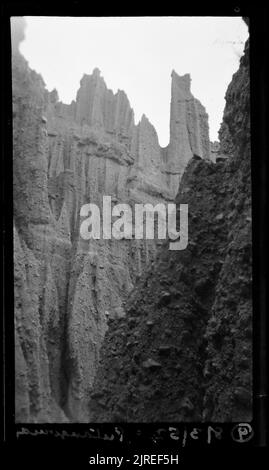 Visit to Putangirua Pinnacles and old Maori sites, 08 March 1952-09 ...