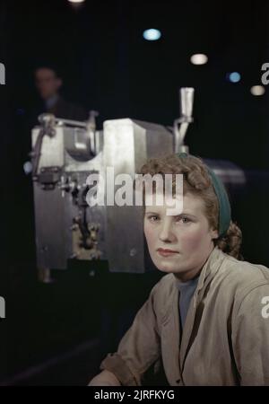 17 pounder guns (Anti-Tank) that was used in the Battle of Arnhem in ...