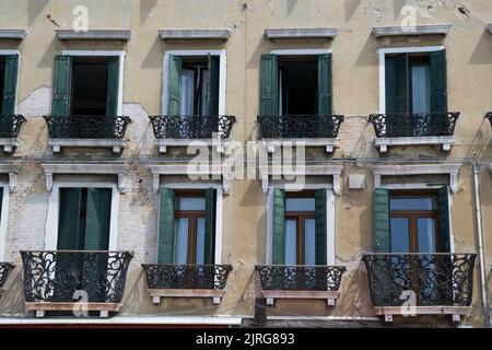 Colorful Italy architectural details, windows Stock Photo - Alamy