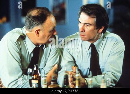THE PACKAGE, Tommy Lee Jones, Gene Hackman, 1989 Stock Photo - Alamy