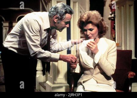 JACK LEMMON, LEE REMICK, TRIBUTE, 1980 Stock Photo - Alamy