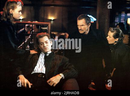 BURT REYNOLDS, THERESA RUSSELL, PHYSICAL EVIDENCE, 1989 Stock Photo - Alamy