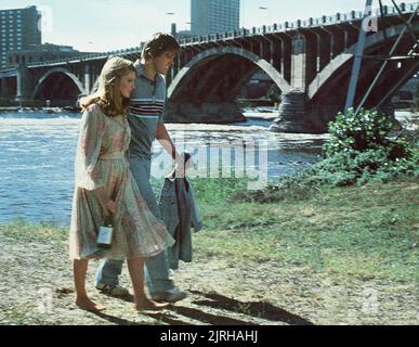 GARY BUSEY, ANNETTE O'TOOLE, FOOLIN AROUND, 1980 Stock Photo - Alamy