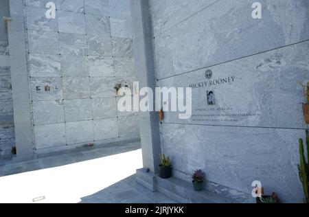 Grave of Mickey Rooney - Hollywood Forever Cemetery Stock Photo - Alamy
