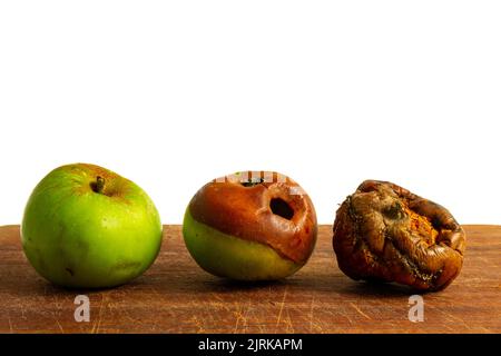 Apple in 6 stages of decay Stock Photo - Alamy