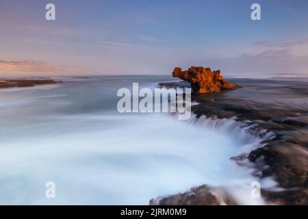 Dragon Head rock, Sixteen Beach, Rye, Victoria, Australia Stock Photo ...