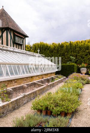 The elegant Victorian greenhouses at Eythrope Gardens on the Waddesdon ...