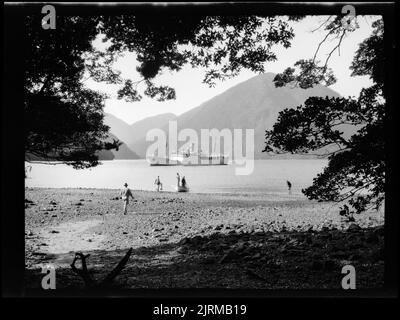 On the beach, 1934, Southland, maker unknown Stock Photo - Alamy