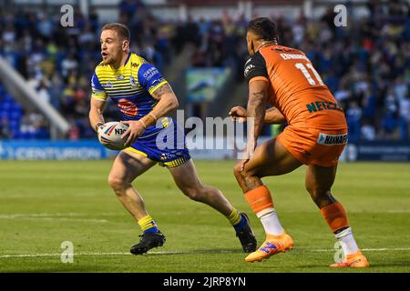 Matt Dufty #36 of Warrington Wolves runs in a try Stock Photo - Alamy