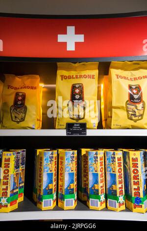 Airport shopping; Swiss Chocolate store shop, Geneva airport ...