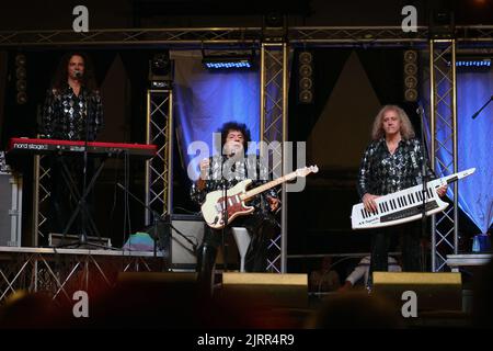 in the photo Ivano Michetti and Nick Luciani of the Country Cousins ...