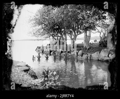 Fijians netting fish at Bau, Fiji Stock Photo - Alamy