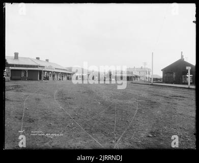 Clinton, circa 1905, New Zealand, by Muir & Moodie Stock Photo - Alamy