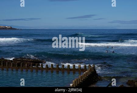 A huge wave in the sea hitting the seashore Stock Photo - Alamy