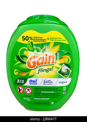 Washing machine with laundry and detergent pod, closeup Stock Photo - Alamy
