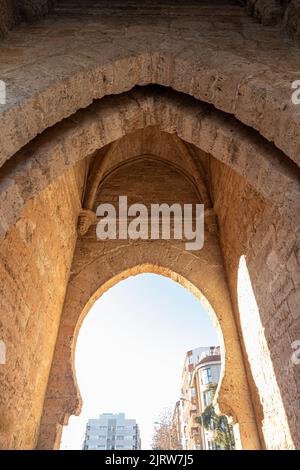 spain - toledo - walls - door / gate Stock Photo - Alamy