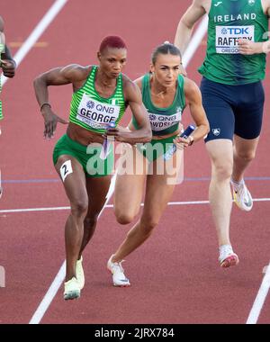 Sharlene Mawdsley competing in the mixed relay final at the World ...