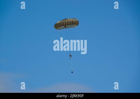 British army paratrooper soldier from 3rd Para Battallion descending on ...