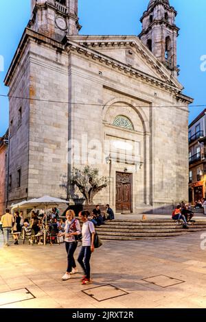 Vigo by night 2 Stock Photo - Alamy