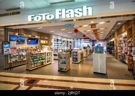 Foto flash shop Stock Photo - Alamy