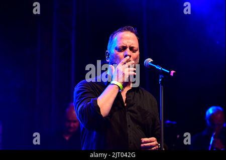 Kai Niemann mit seiner Band "108 Fahrenheit" beim 28. Altstadtfest auf ...