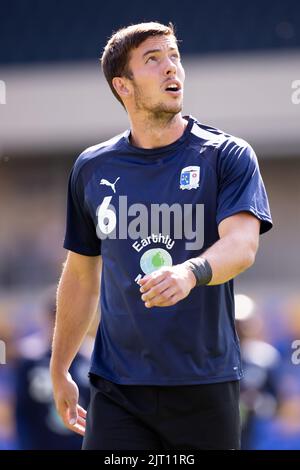 #6, Niall Canavan of Barrow AFC on the ball during the Pre-season ...