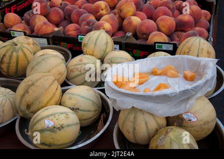 The Croix-Rousse food market, in Lyon France Stock Photo - Alamy