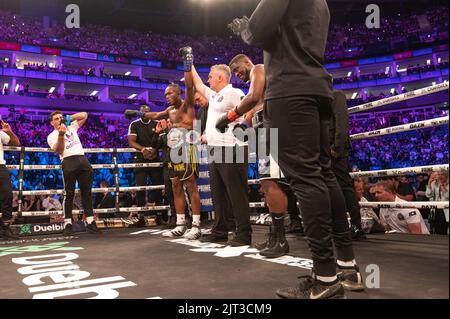 Youtube personality KSI and rapper Swarmz during their ‘Two Fights in ...