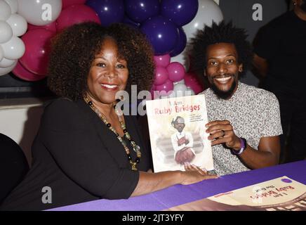 Ruby Bridges, Nikkolas Smith in attendance for Ruby Bridges Reading ...