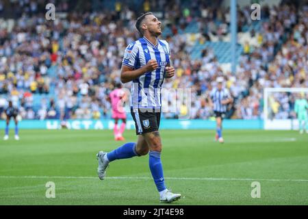 Lee Gregory #9 of Sheffield Wednesday Celebrates scoring a goal to make ...