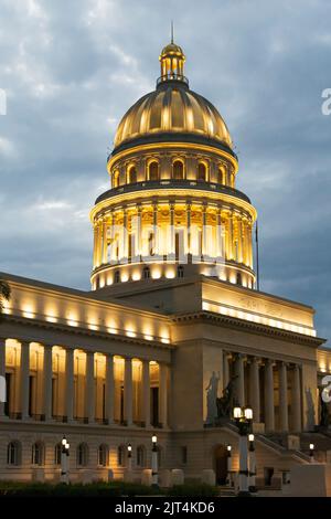 An image of Havana, Cuba's iconic Capital building located in downtown ...