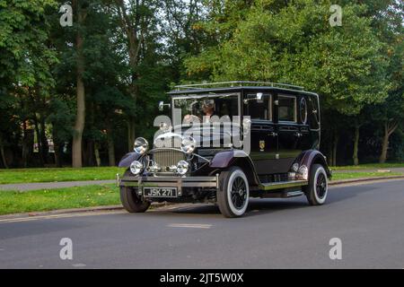 1999 Imperial Hearse TX1 Silver black arriving at The annual Stanley ...
