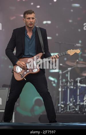 Joff Oddie of Wolf Alice performs live on day 3 of Bestival 2016, Robin ...