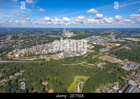 Aerial view, Ruhr oil BP Gelsenkirchen refinery, Uniper power plant ...