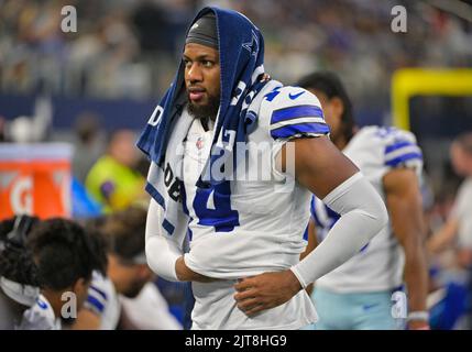 Dallas Cowboys linebacker Jabril Cox (14) lines up during an NFL ...