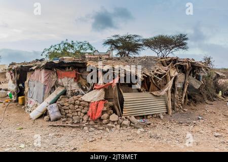 Traditional somali house in the desert of Somaliland, Somalia Stock ...