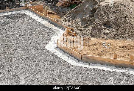 Concrete foundation and backfilling of rubble Stock Photo - Alamy