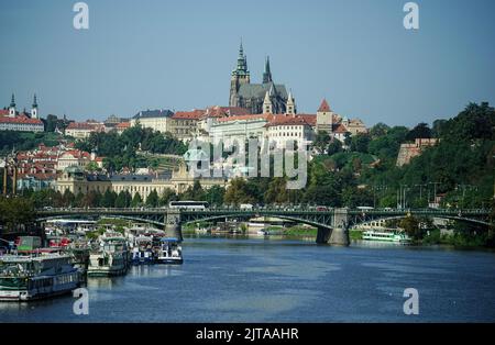 Prag, Czech Republic. 29th Aug, 2022. German Chancellor Olaf Scholz ...