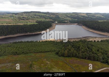Langsett Reservoir water levels at a low as the warm spell continues ...