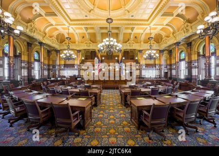 Kansas State Capitol Building in Topeka Stock Photo - Alamy