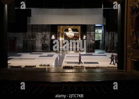 Backstage at the Opera Garnier Stock Photo - Alamy