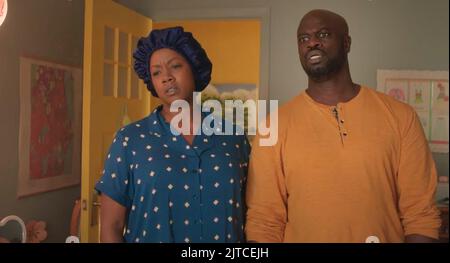 IVY + BEAN: THE GHOST THAT HAD TO GO, from left: Madison Skye Validum ...