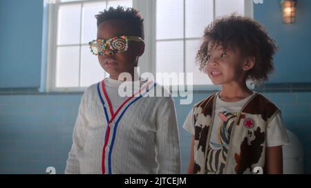 IVY + BEAN: THE GHOST THAT HAD TO GO, from left: Madison Skye Validum ...