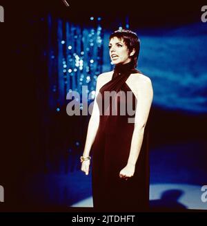 Liza Minelli, amerikanische Sängerin und Schauspielerin, im Bild mit ...