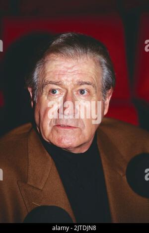 Hans-Joachim Kulenkampff, auch Kuli genannt, deutscher Fernsehmoderator ...