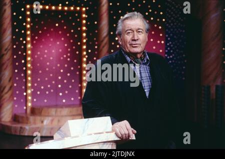 Hans-Joachim Kulenkampff, auch Kuli genannt, deutscher Fernsehmoderator ...