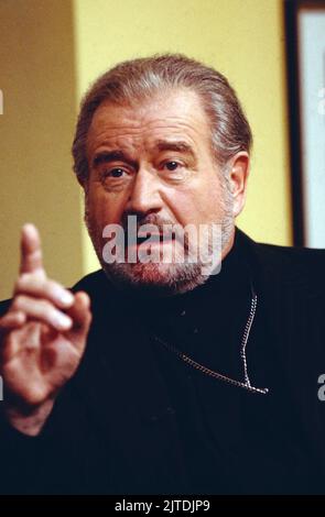 Hans-Joachim Kulenkampff, auch Kuli genannt, deutscher Fernsehmoderator ...