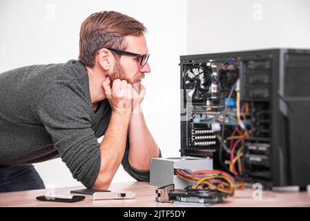 Repair, assembly and restoration of personal computers Stock Photo - Alamy