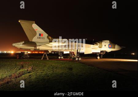 Re-enactors with XM655 at Wellesbourne Stock Photo - Alamy