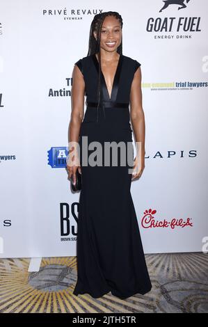 Allyson Felix arriving to the 2022 Harold and Carole Pump Foundation ...